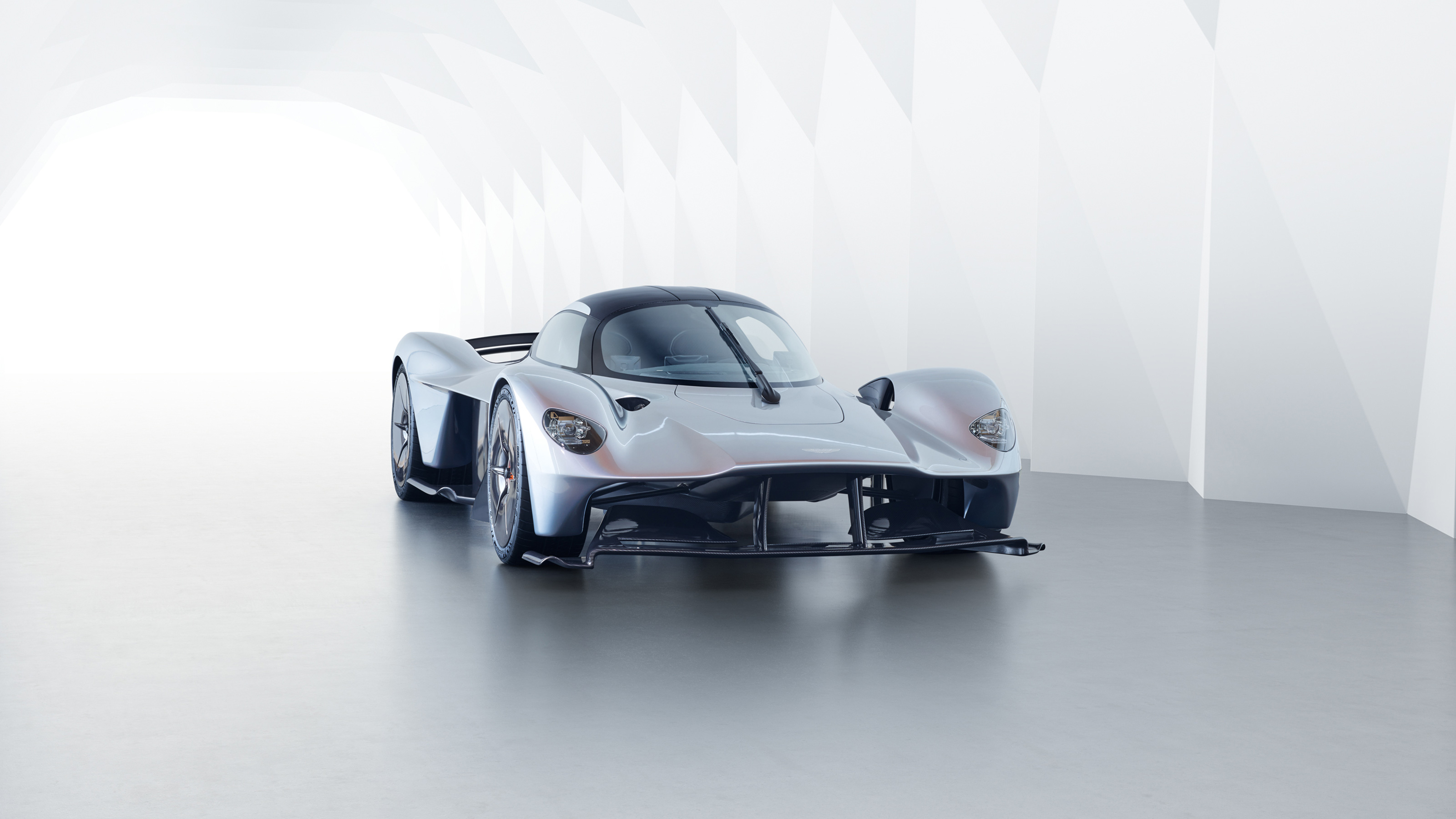 At the heartbeat of the Valkyrie - Red Bull Advanced Technologies